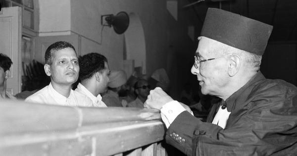 Rare footage of Gandhi's killer Nathuram Godse inside the courtroom
