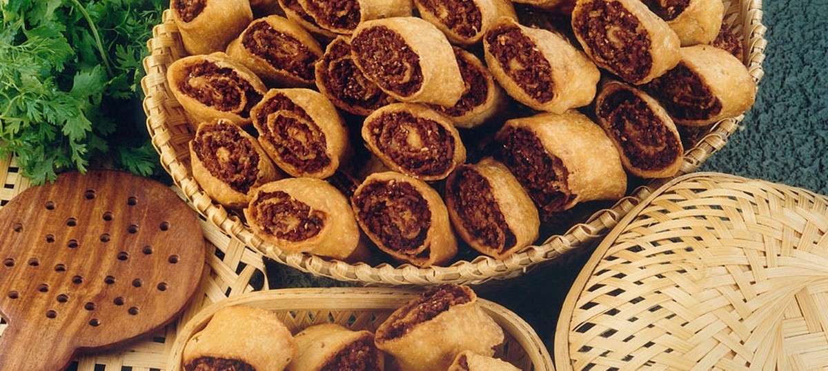 How spicy Maharashtrian bakarwadis became a popular Indian tea-time snack