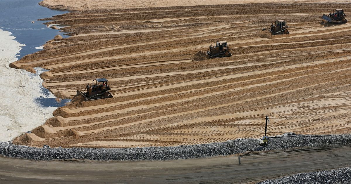 Sand wars: The global fight for sand is getting ugly