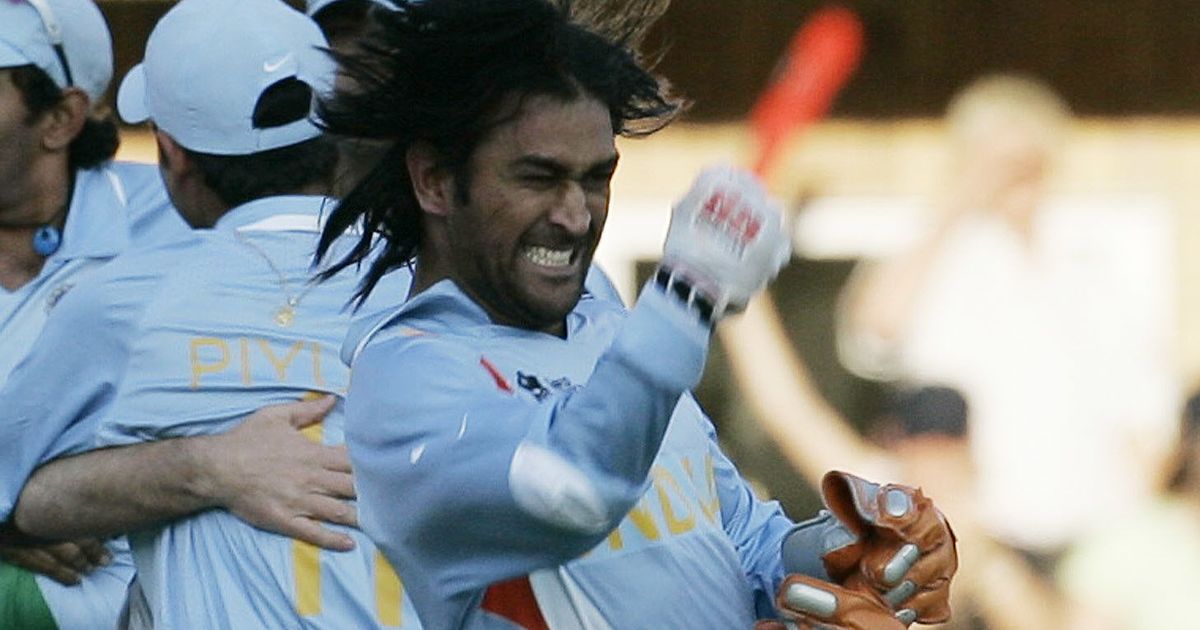 Video: MS Dhoni recalls that Sreesanth catch against Pakistan in 2007 ...